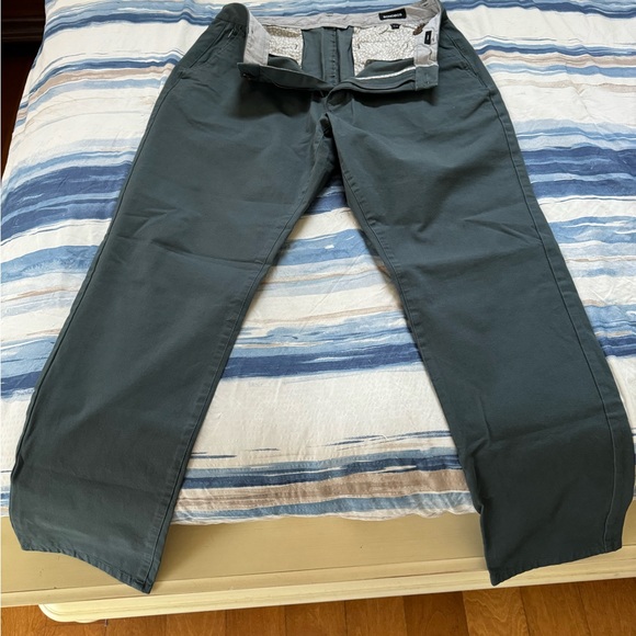 Bonobos | Pants | Bonobos Stretchwashed Chino 2 Mens Size 36x32 Gray In ...